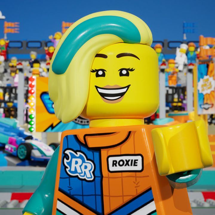 LEGO Minifigure Speedway – Figment Productions